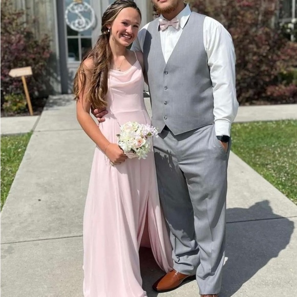 Dress Forum | Dresses | Brand New Only Wore One Time | Poshmark